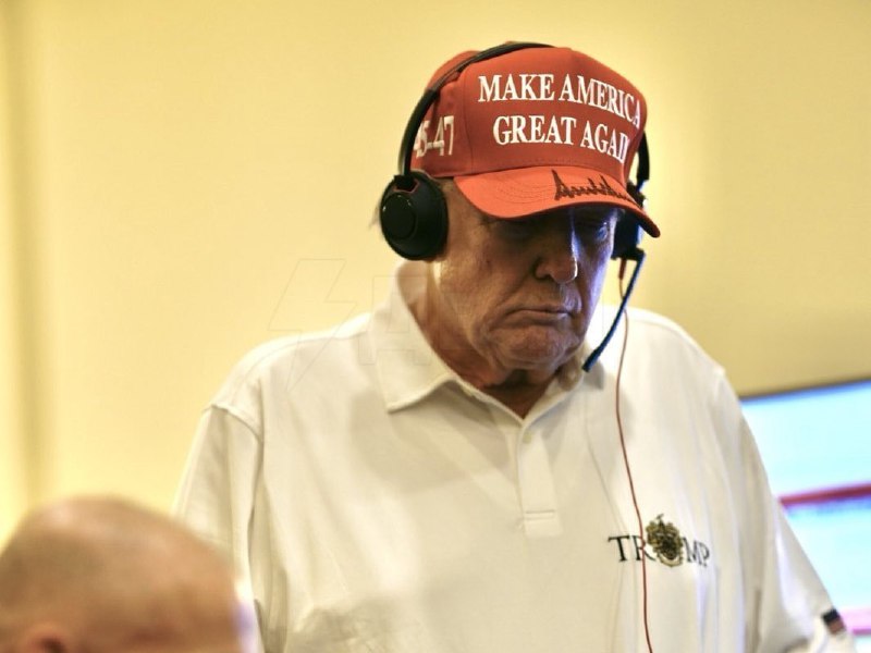 Behind the blows on the sled Trump, he watched a personal house ...