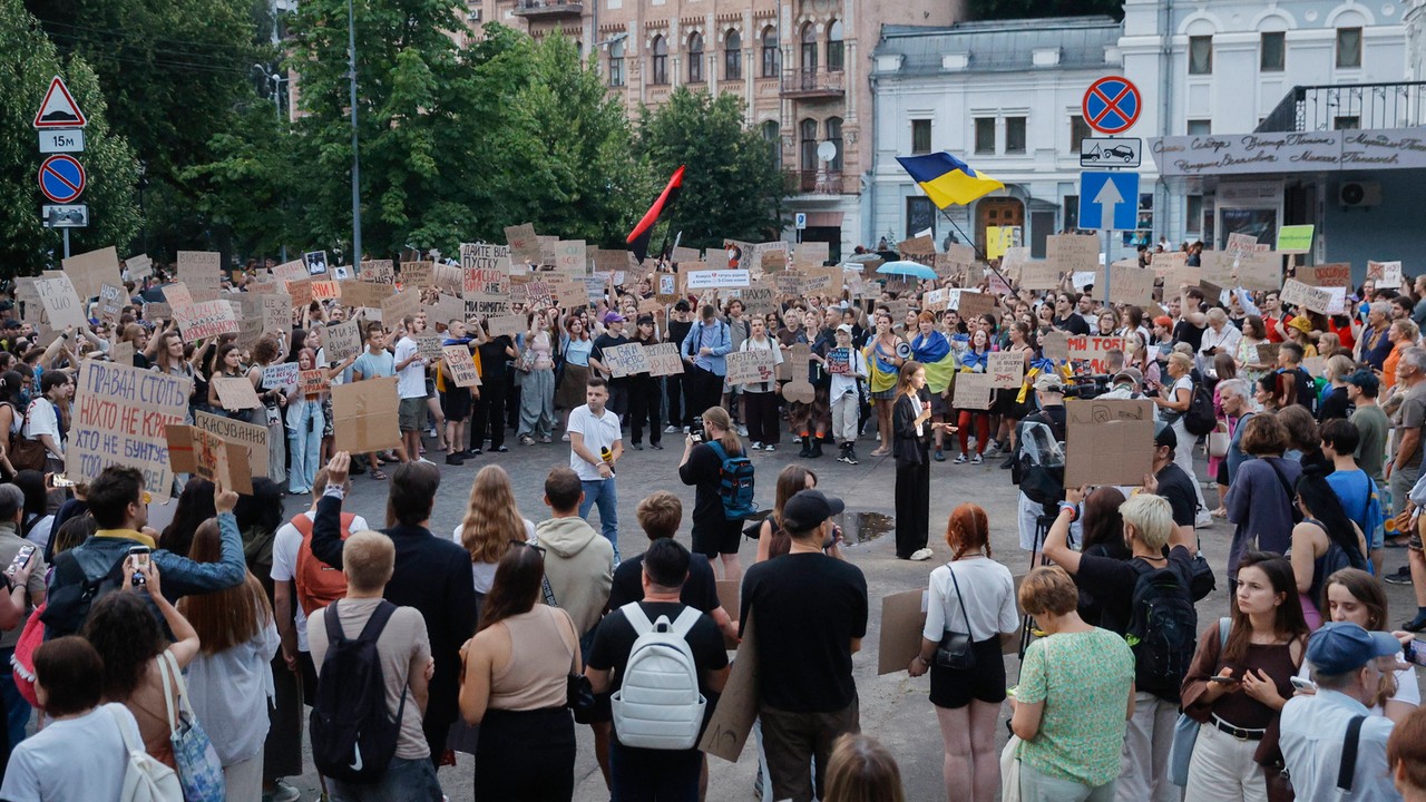 Controversy around the Anti -Corruption Act in Ukraine. The head of ...