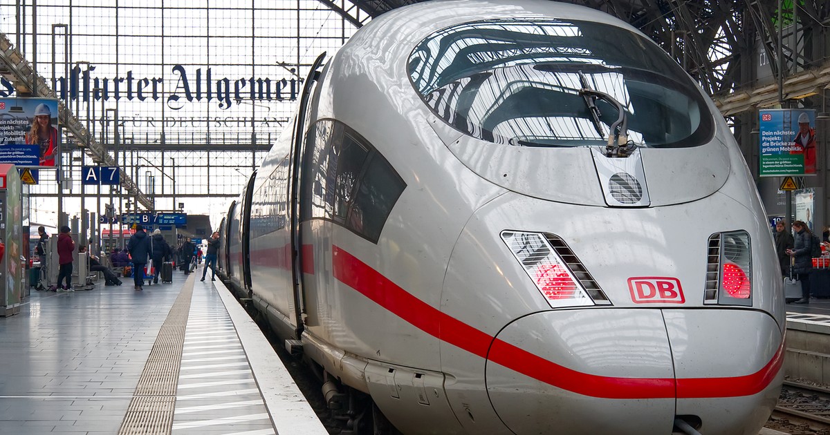 Blamage of the German railway. The heat caused a scourge of late trains ...