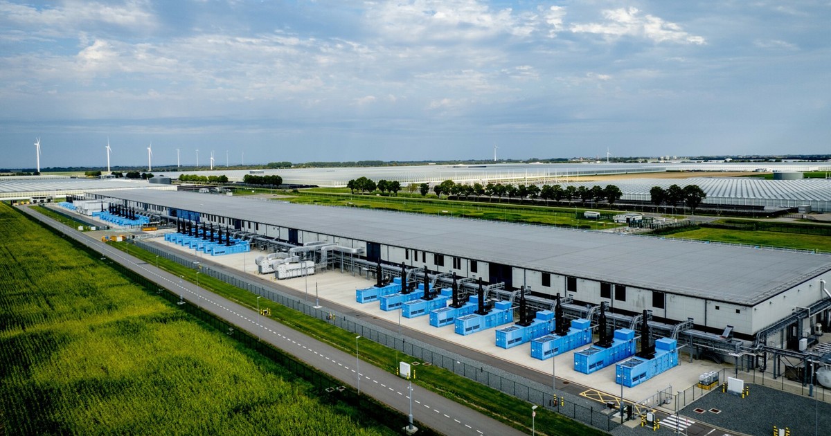 Boeing engines will power AI. Data centers rely on jets and diesel ...